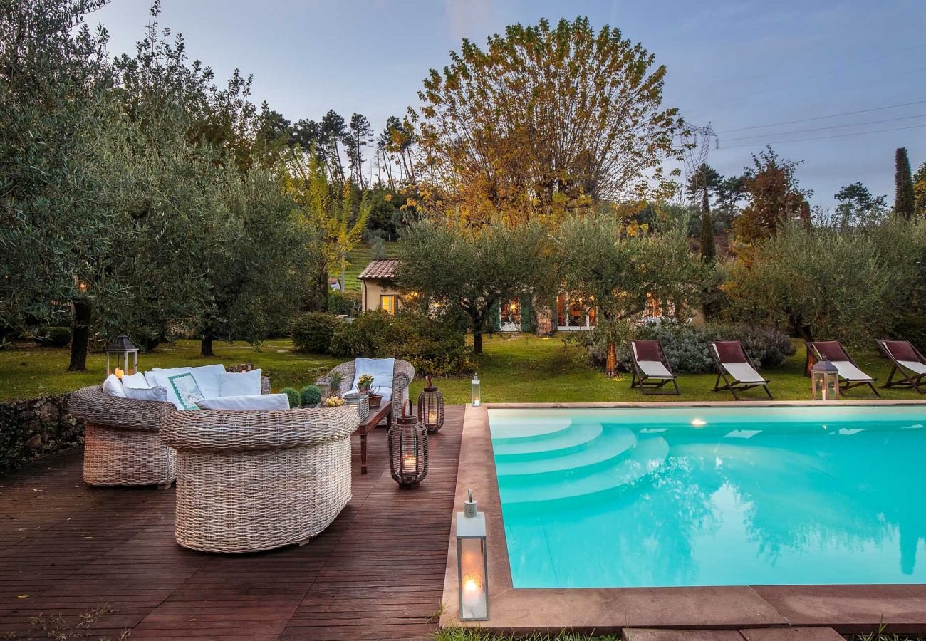 Villa Label - Villas in Camaiore