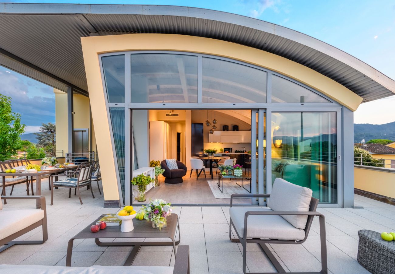 Luce Terrace Penthouse - Apartments in Lucca